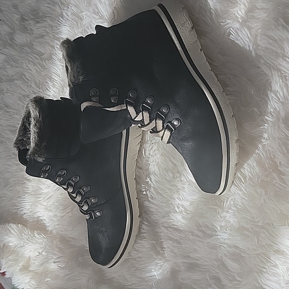 Cliffs by WHITE MOUNTAIN | Shoes | Cliffs Boots | Poshmark